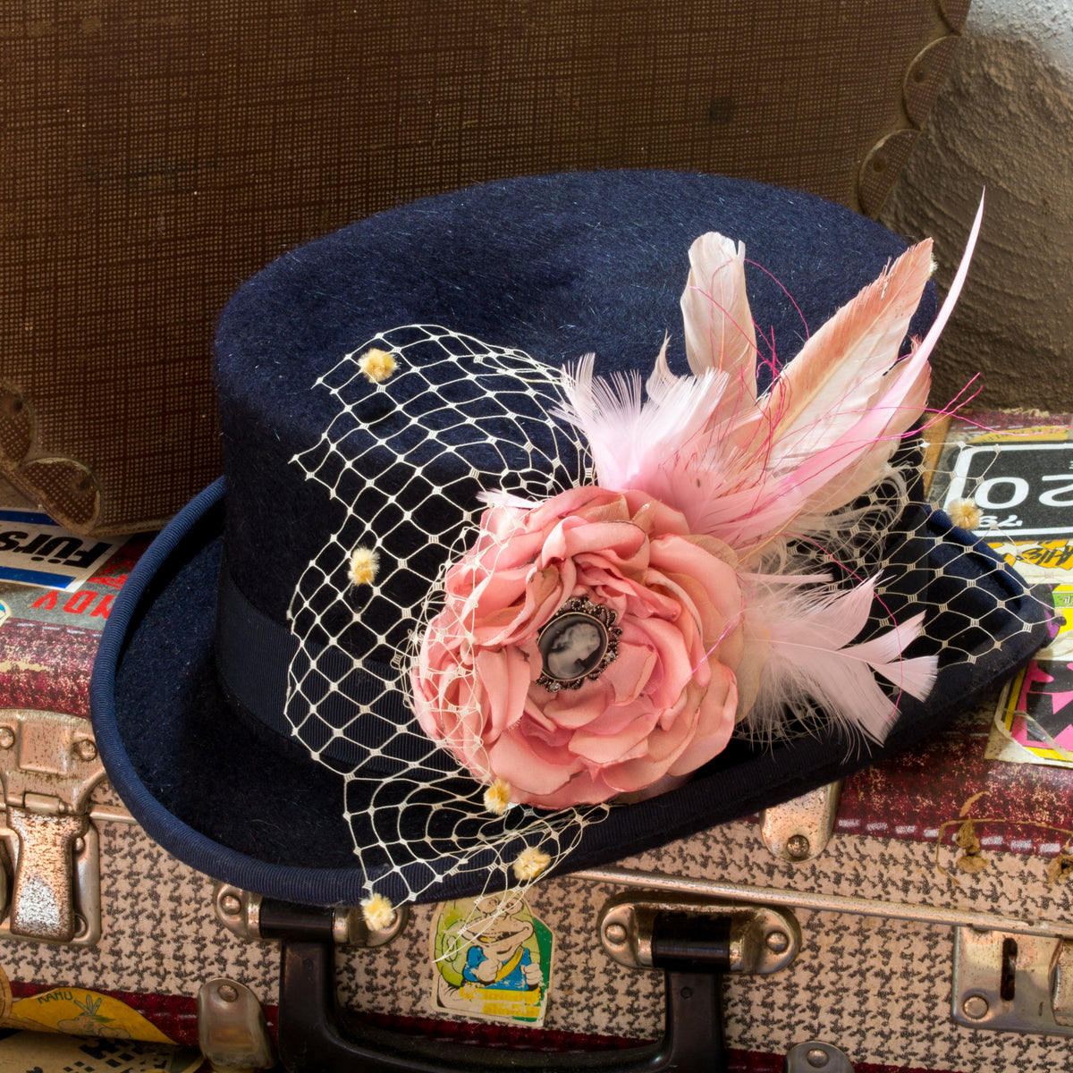 Hats & Trims – The Handsome Horse